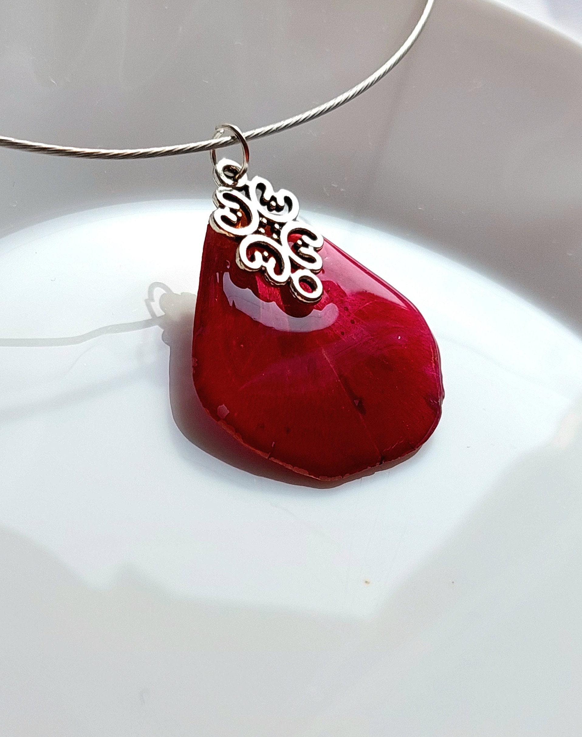 Rose Petal Necklace. Real Red Rose Petal in Resin Jewelry. Romantic ...