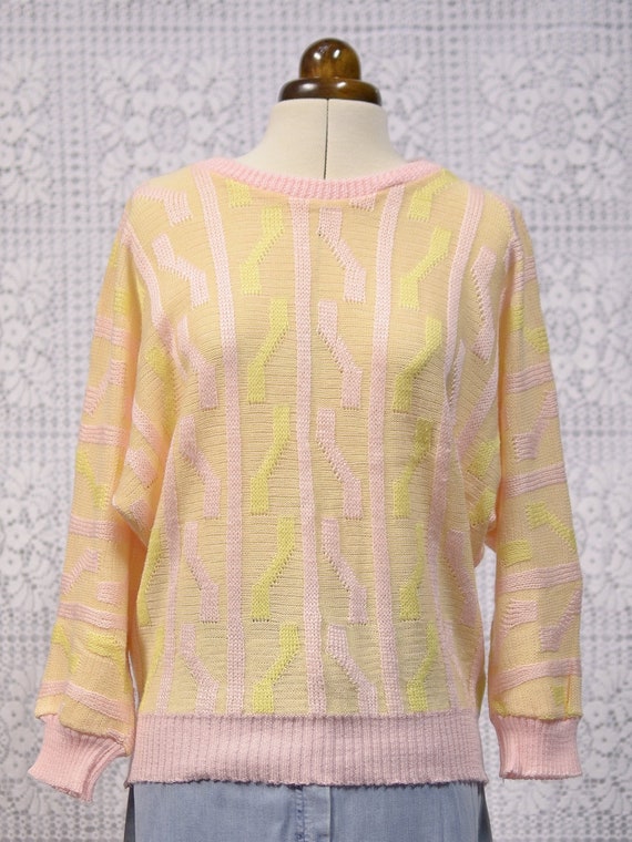 1980s pink and yellow geometric pattern batwing jumper - Gem