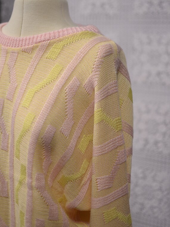 1980s pink and yellow geometric pattern batwing jumper - Gem