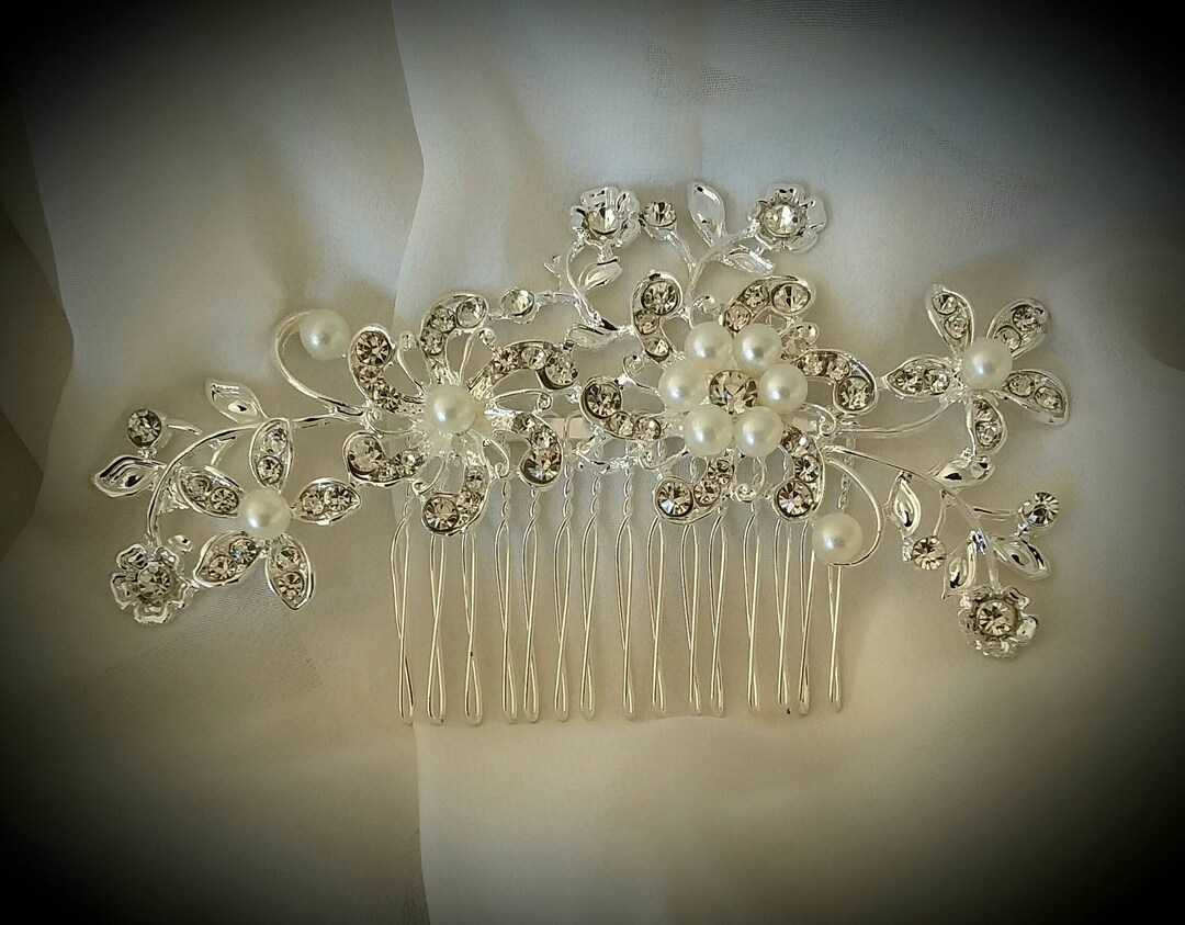 STUNNING WEDDING HAIR Comb Crystals Pearl Hair Accessory Bridal Head ...