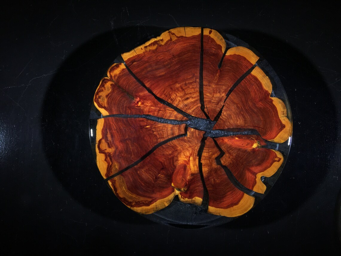 20 Round Red Cedar End Table Wood Slab Epoxy Side Table Amazing Wood ...