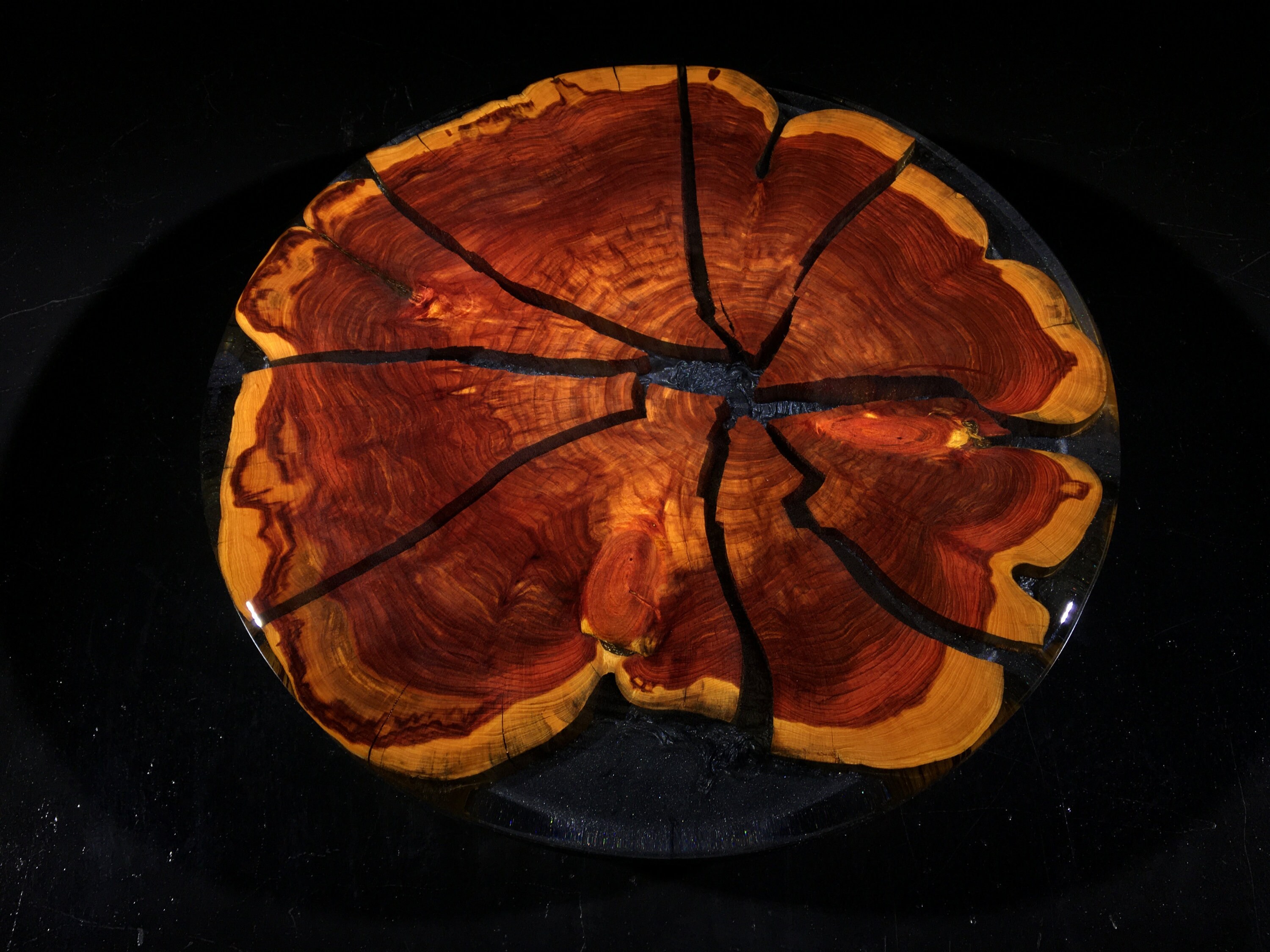 20" Round Red Cedar End Table Wood Slab Epoxy Side Table Amazing Wood ...