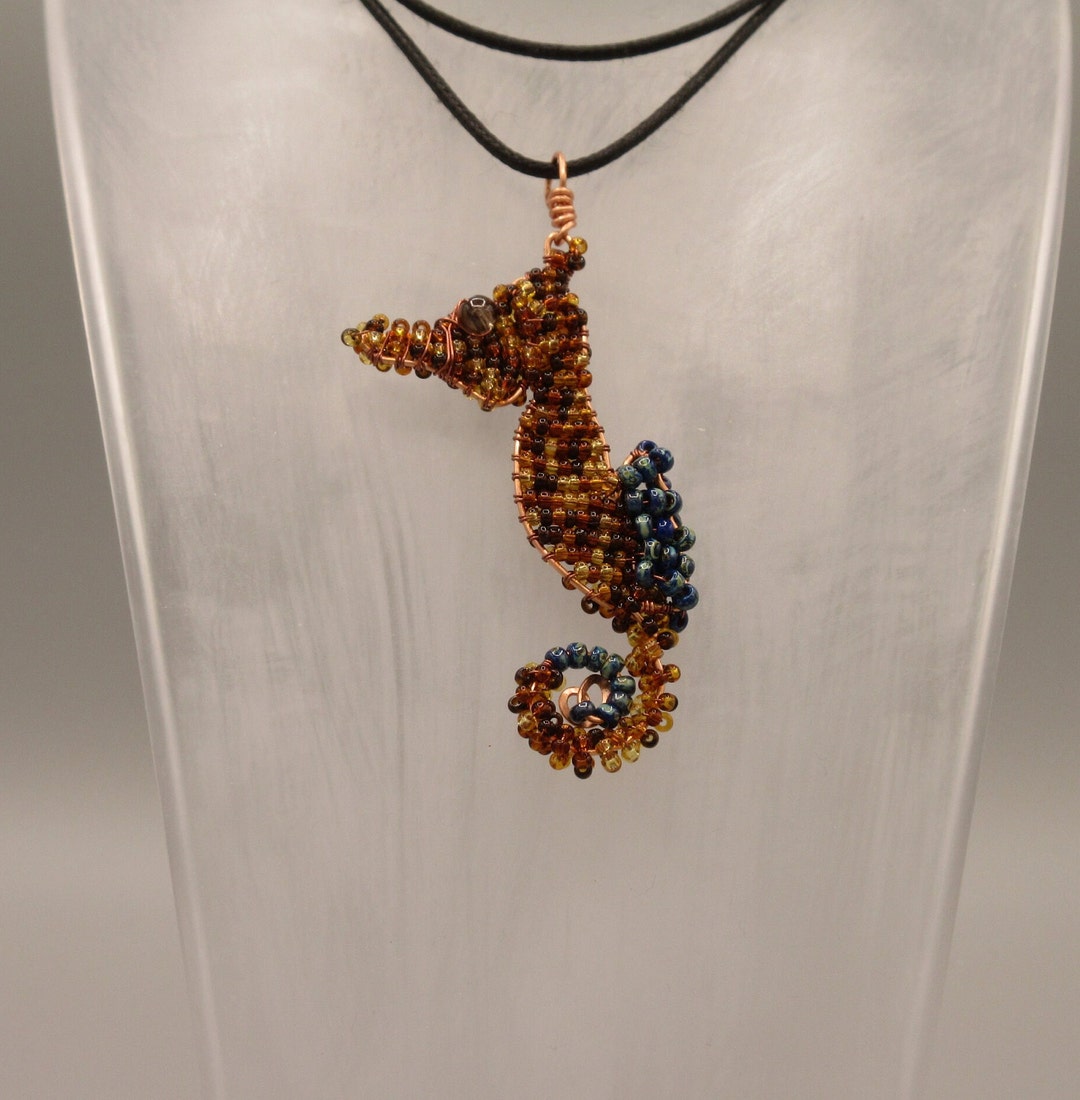 Beaded Seahorse Pendant - Etsy