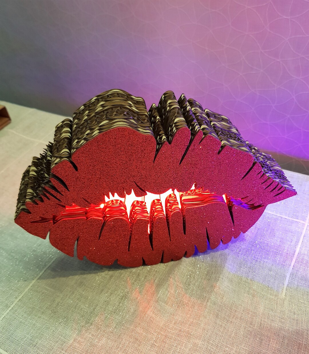 Lip Lamp. Kiss. Cardboard Lamp. 12v Battery Led. Ambient Light. Red ...