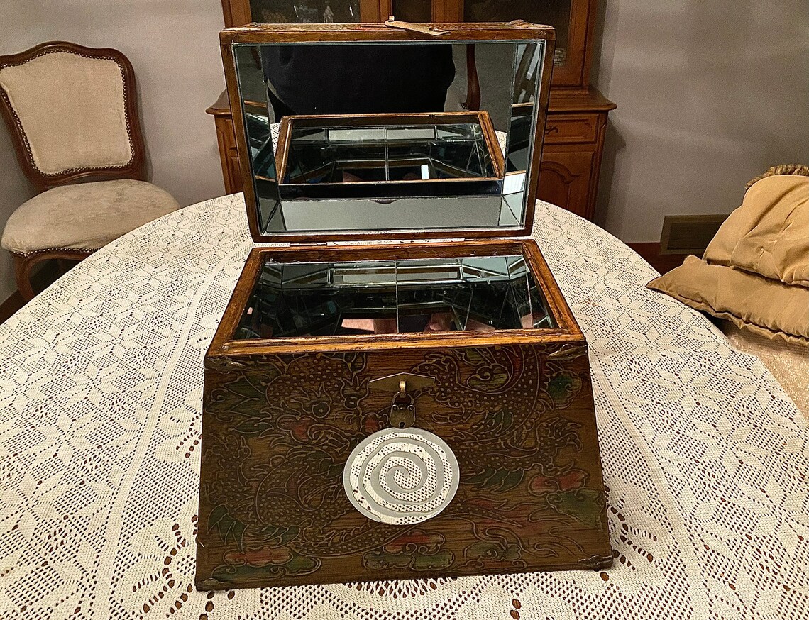 Large Conjuring Mirror Box One of a Kind - Etsy