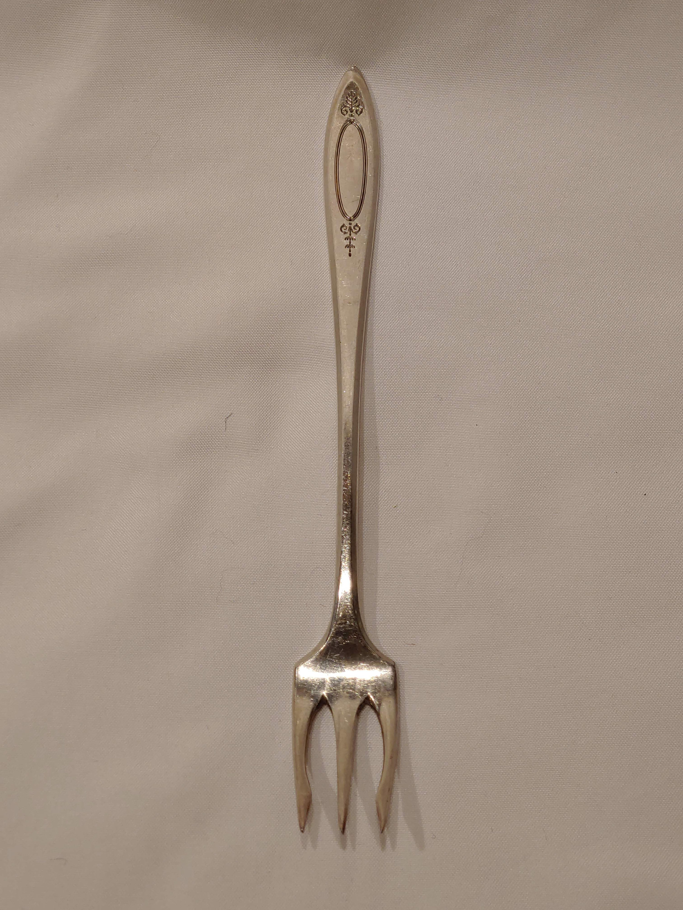 Antique Community Plate Adam Pattern Silver Plate Cocktail Fork 6 1/4 ...