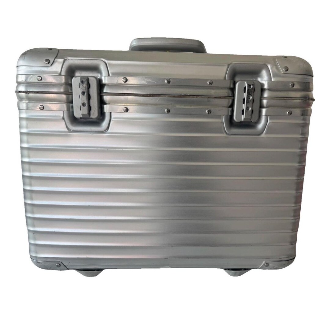 Rimowa 24 HR Original Pilot Case, Rimowa Topas Aluminum Steel Case ...