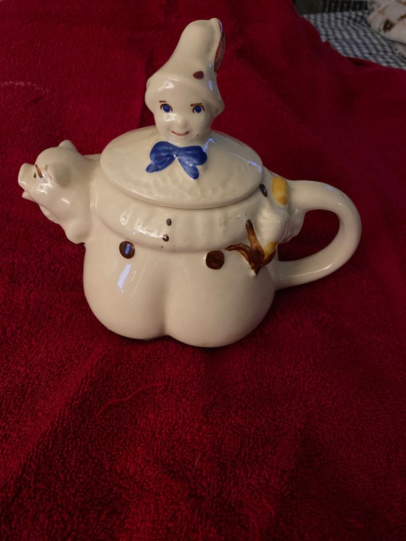 1940 Tom the Pipers Son Teapot by Shawnee | Etsy