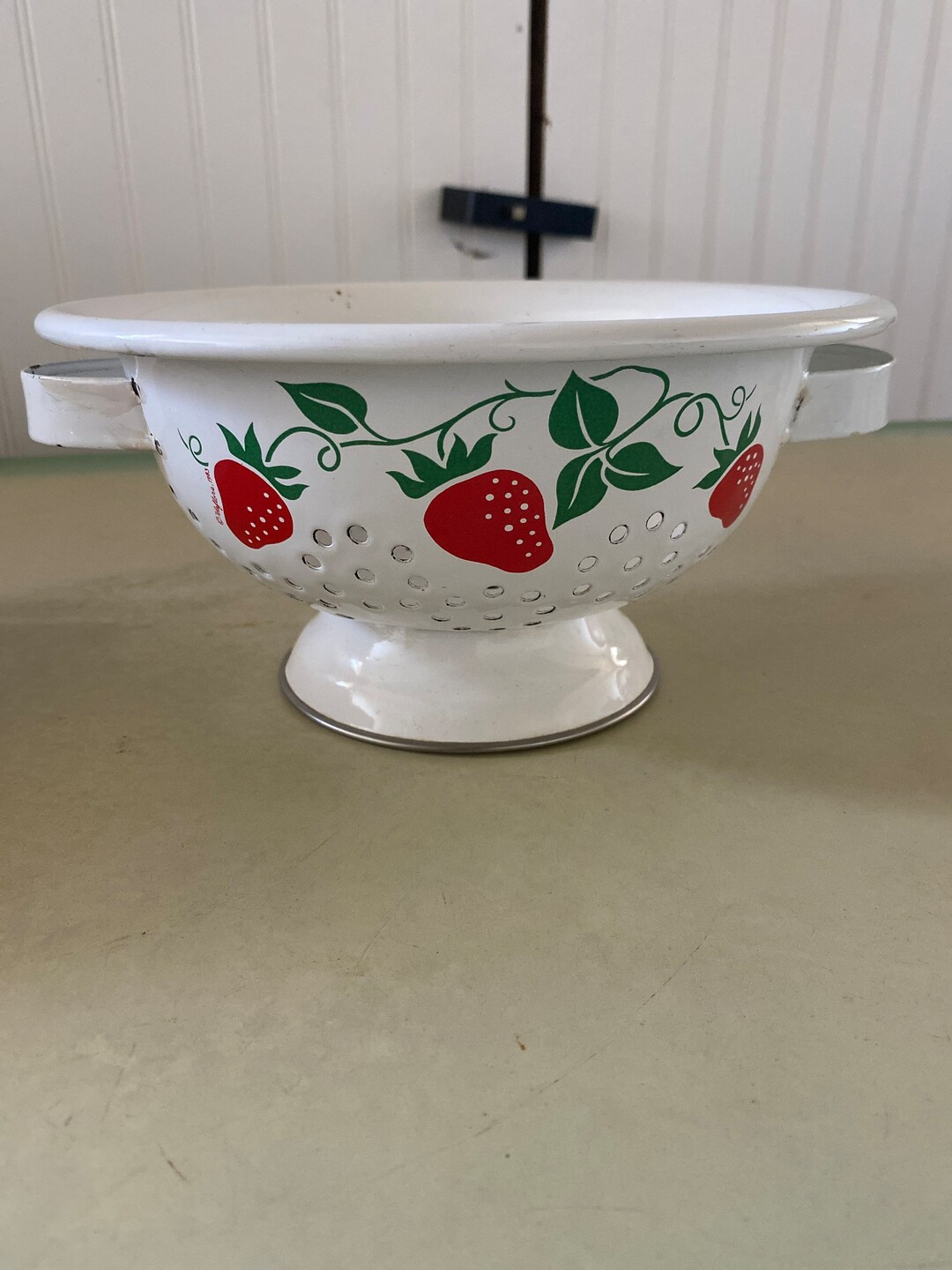 1983 Teleflora Strawberry Colander - Etsy