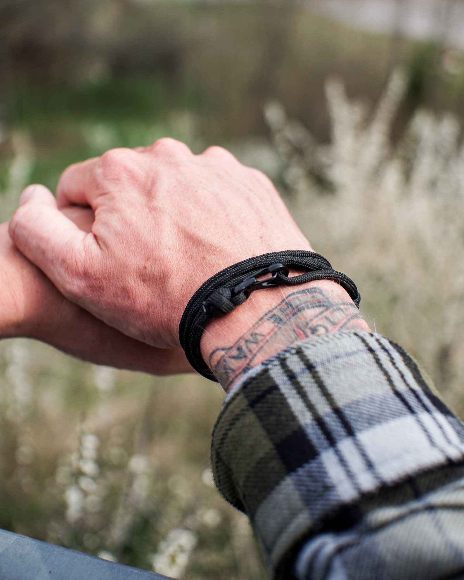 Black Rope Bracelet Paracord Bracelets Carabiner Bracelet - Etsy