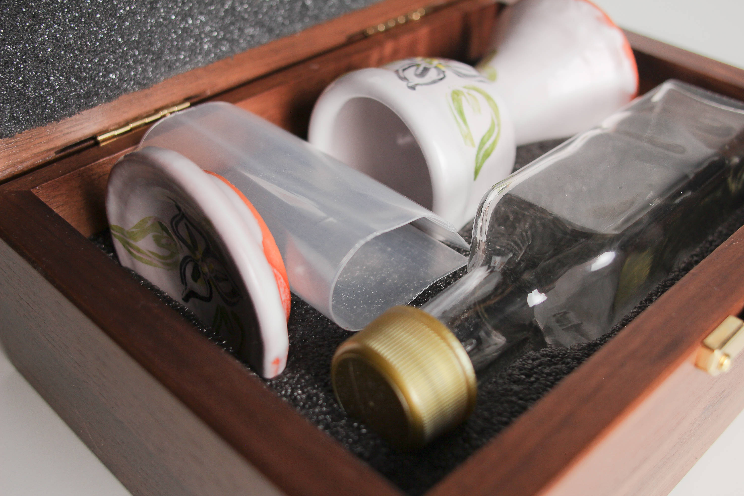Portable Ceramic Communion Set - Trillium Visitation Set - Etsy