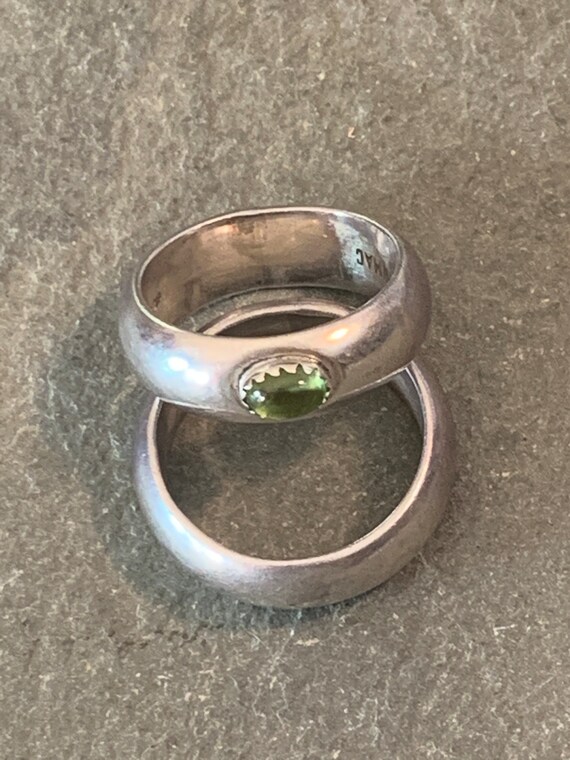 Peridot stacking ring two tone sterling silver small … - Gem