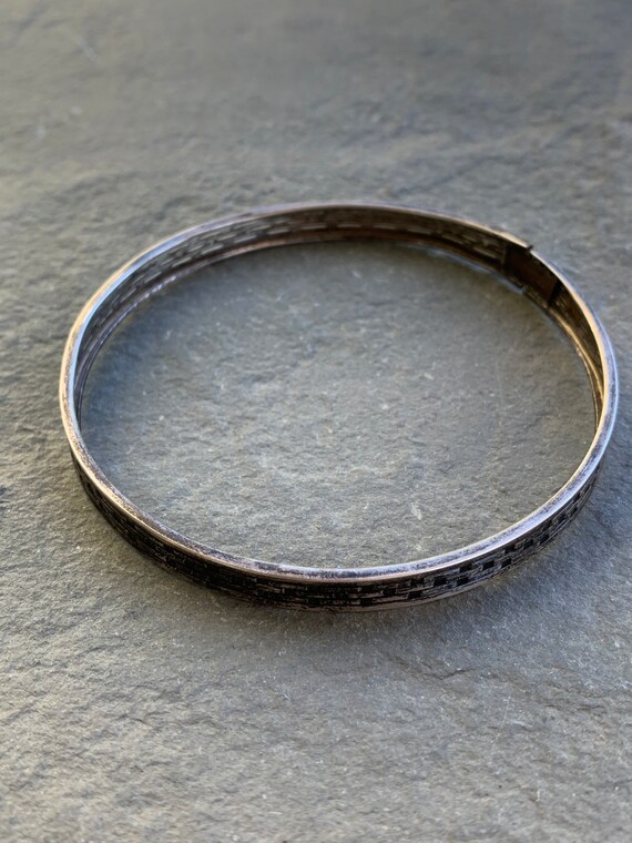 Vintage patterned sterling silver bangle bracelet, si… - Gem
