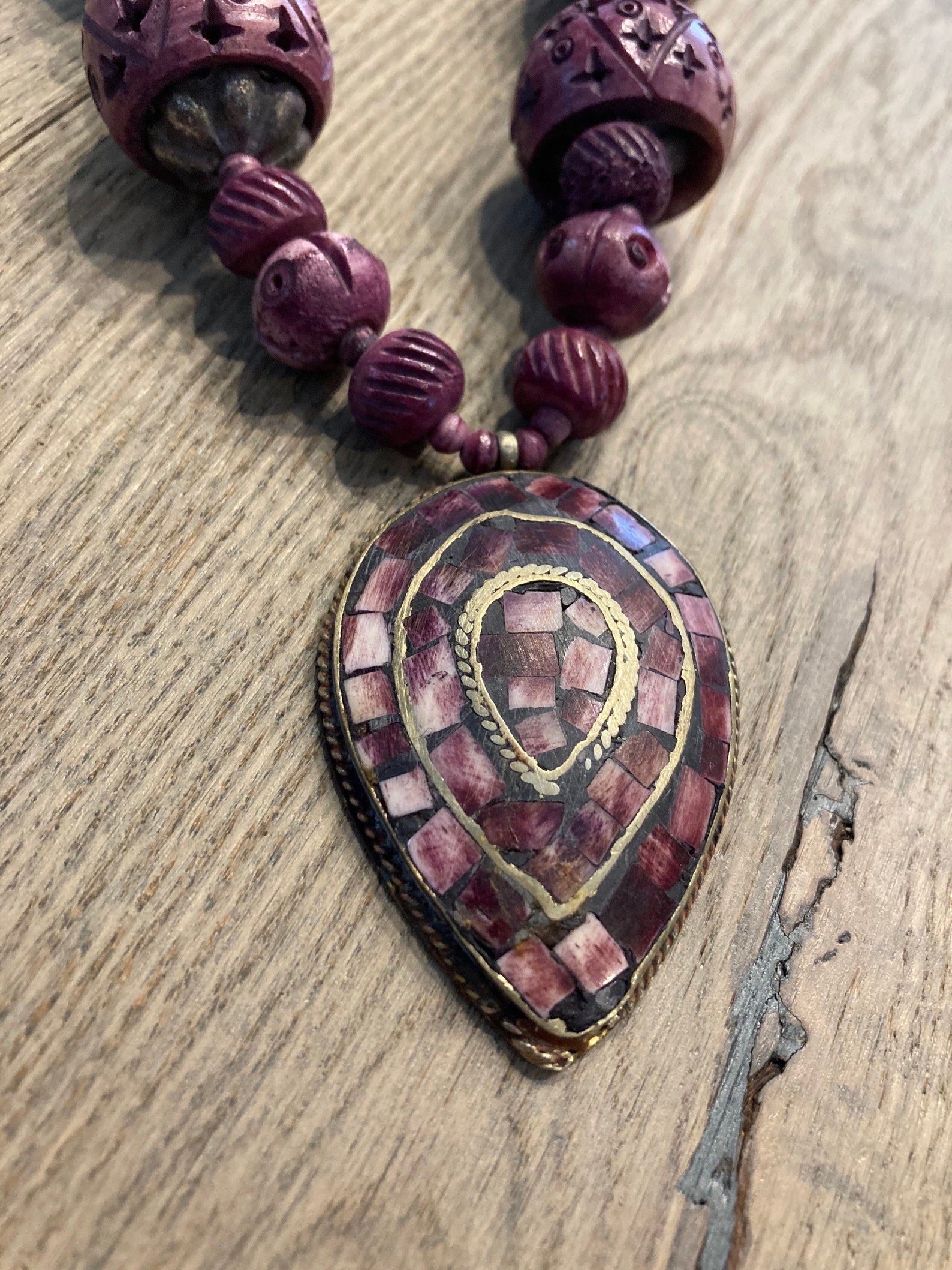 Vintage Indian Carved Bone Necklace with inlaid pendant | Etsy