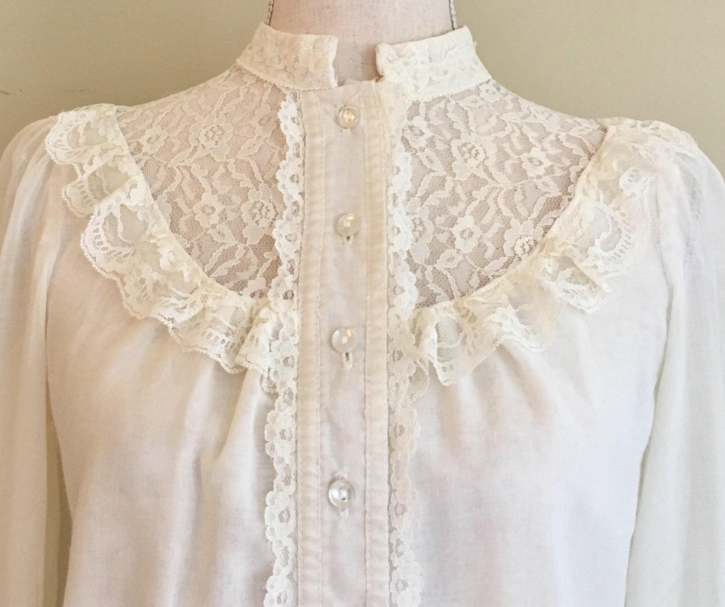 70s Lace Ruffle Top Blouse Romantic Ruffle Lace Detail Peasant Hippie ...
