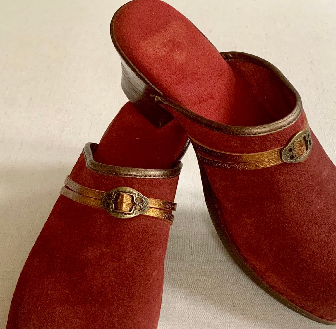 Italian Oxblood Suede Clogs Made in Italy Vintage Leather Women's Shoes ...
