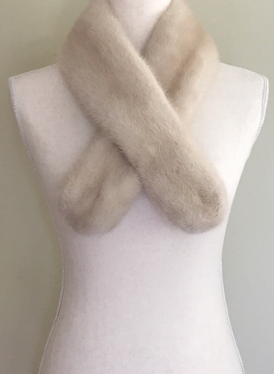 Gray Mink Fur Scarf Collar Vintage 50s White Ivory Cream Detachable ...