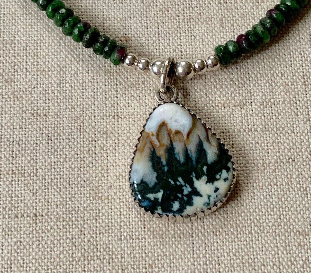 Native American Agate Necklace Handmade Vintage Green Stone Beads ...