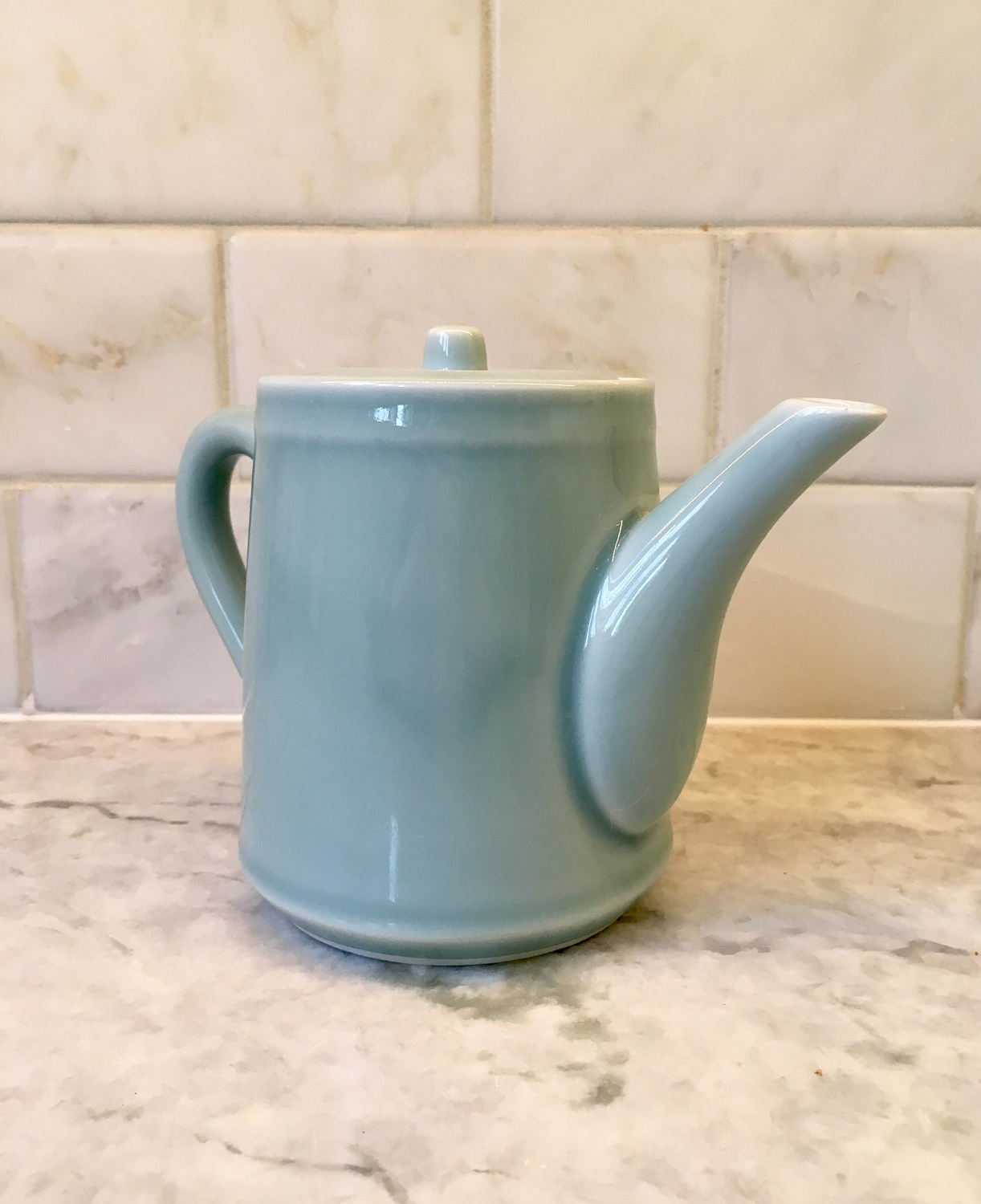 Vintage Aqua Blue Teapot in LIKE NEW Condition