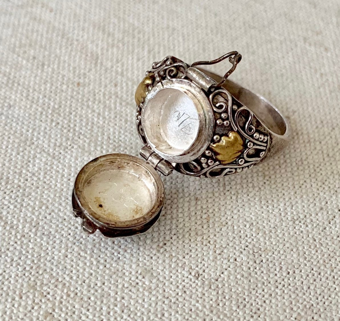 Sterling Silver Poison Ring Vintage Antique Fine Ornate Filagree Secret ...