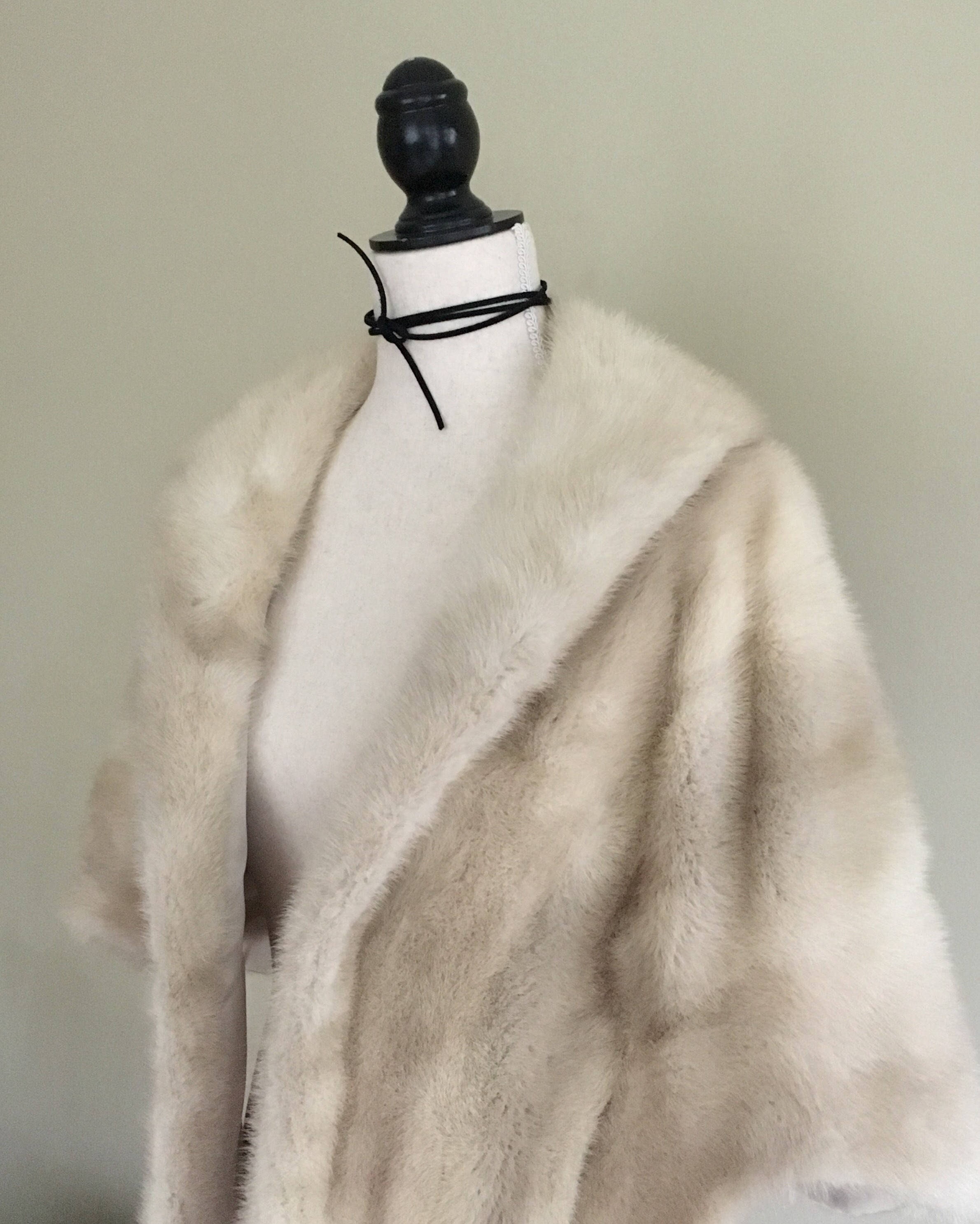 White Blonde Mink Wrap Shrug Stole Wrap Vintage 50s Style Women's ...