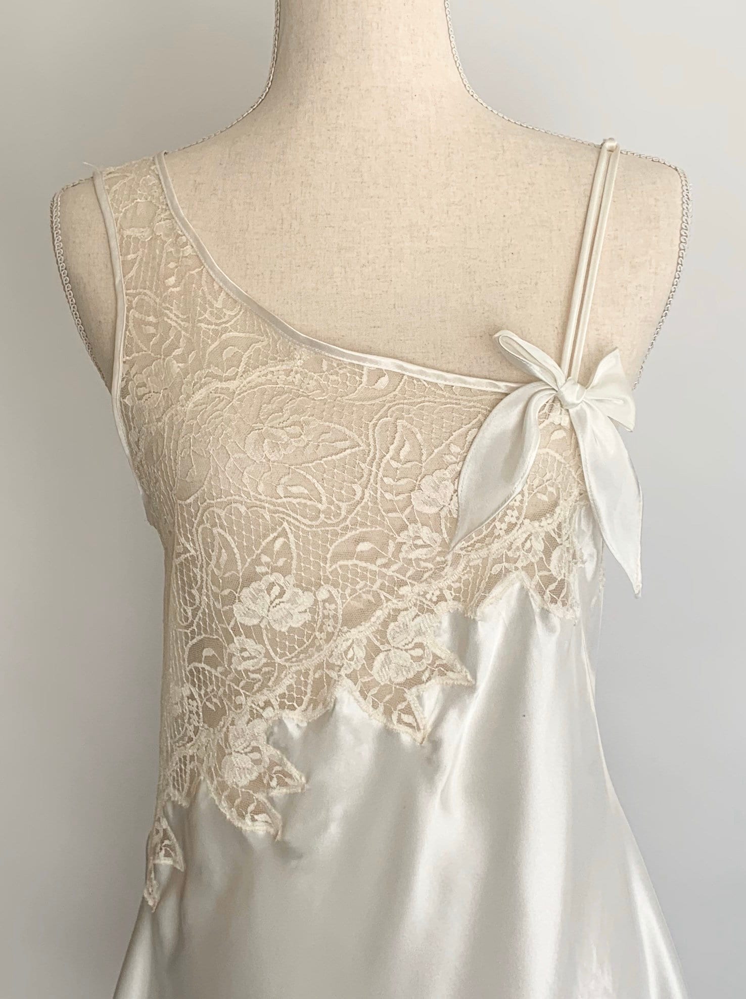 Victorias Secret Ivory Nightie Nightgown Slip Lingerie Vintage 90s