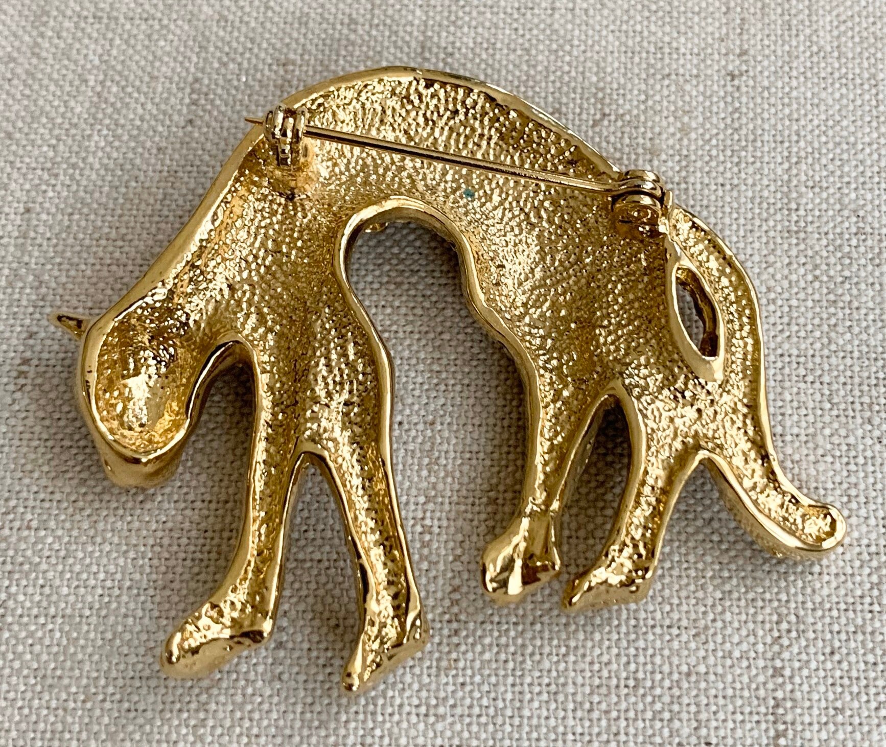 Jaguar Leopard Brooch Pin Vintage 80s Costume Jewelry Gold Tone Clear