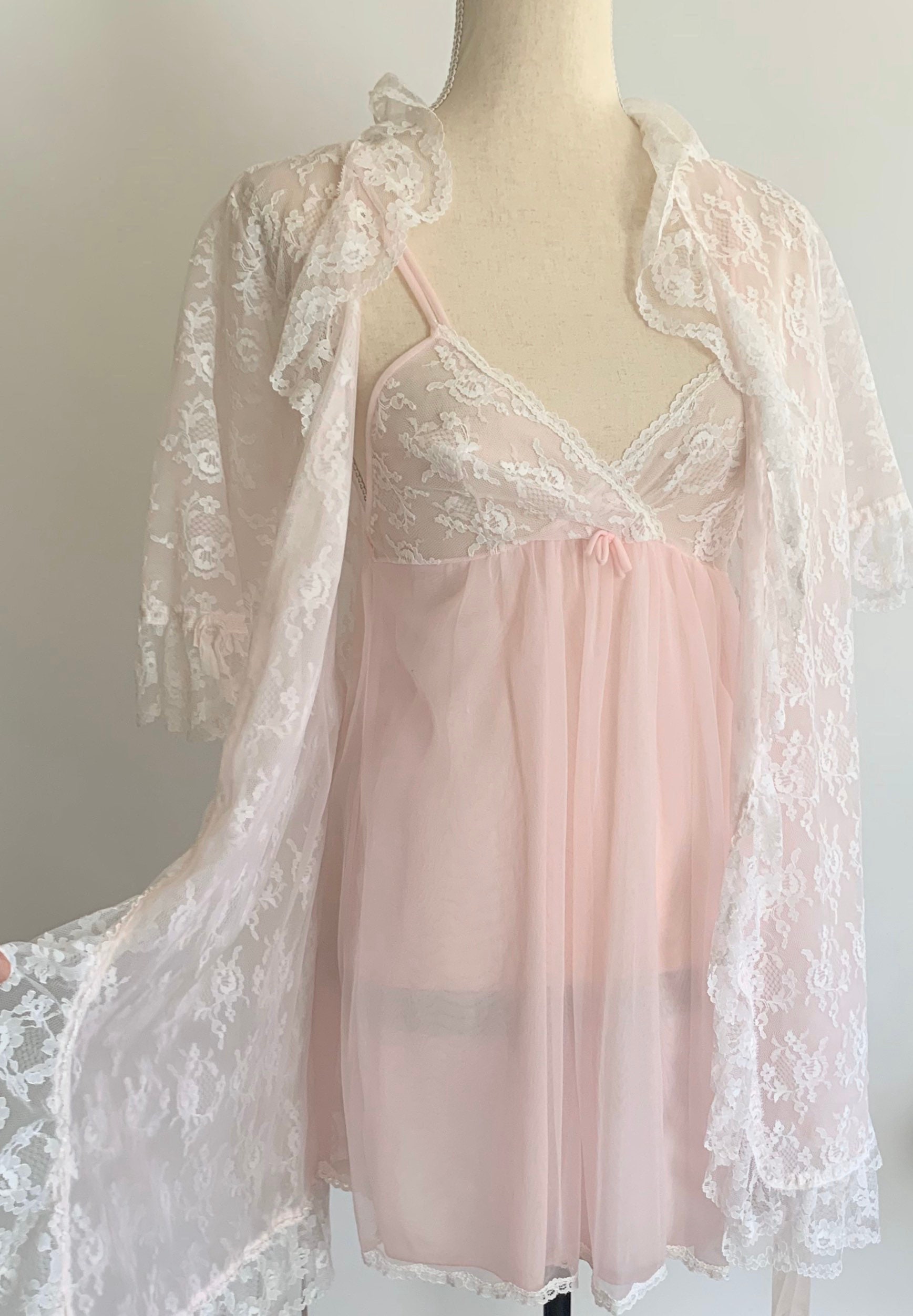 White Lace Bridal Babydoll Peignoir Two Piece Set Vintage 60s Made by ... White Lace Bridal Babydoll Peignoir Two Piece Set Vintage 60s Made by ...