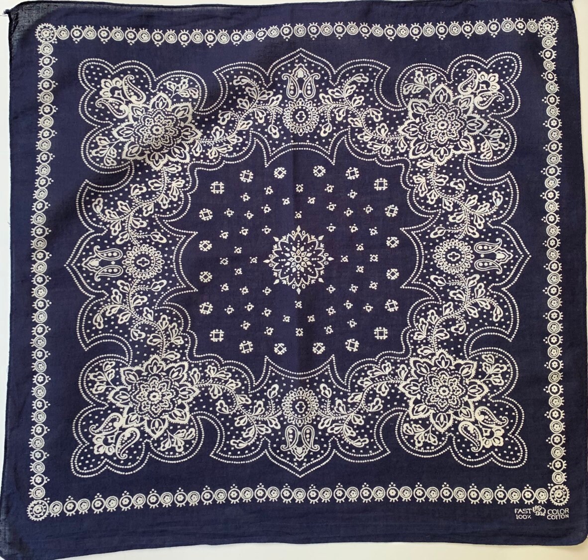 Lightweight Indigo Blue Bandana Vintage Fast Color Trunk Up Label ...