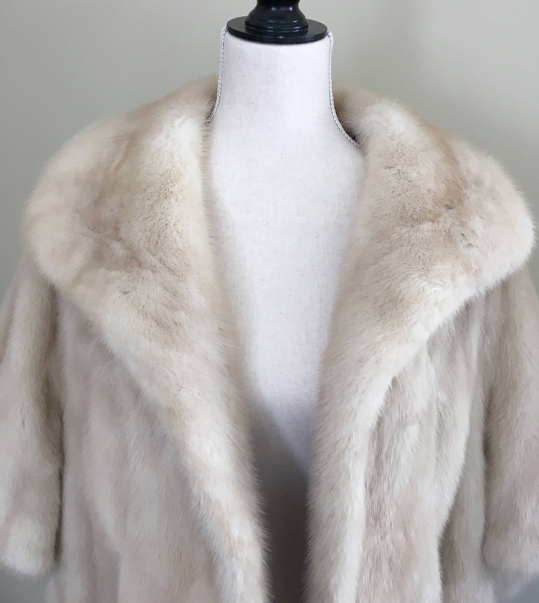 Reserved For J Vintage Blonde Mink Fur Capelet Stole Jacket Bolero 50s