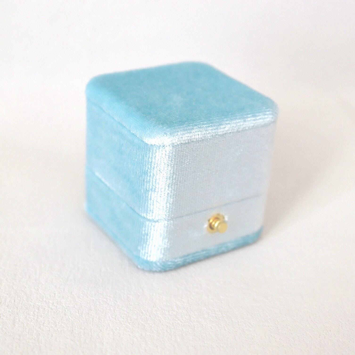 Light Blue Velvet Ring Box: Engagement Proposal With Latch Blue Ring ...