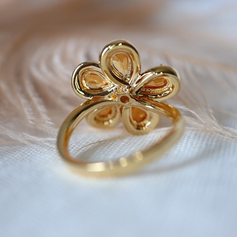 Neon Orange Fanta Garnet and Neon Pink Spinel Clover Diamond Ring ...