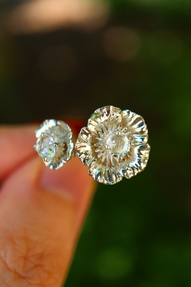 Poppy Sterling Silver Floral Ring With Natural Topaz. Sparkly - Etsy