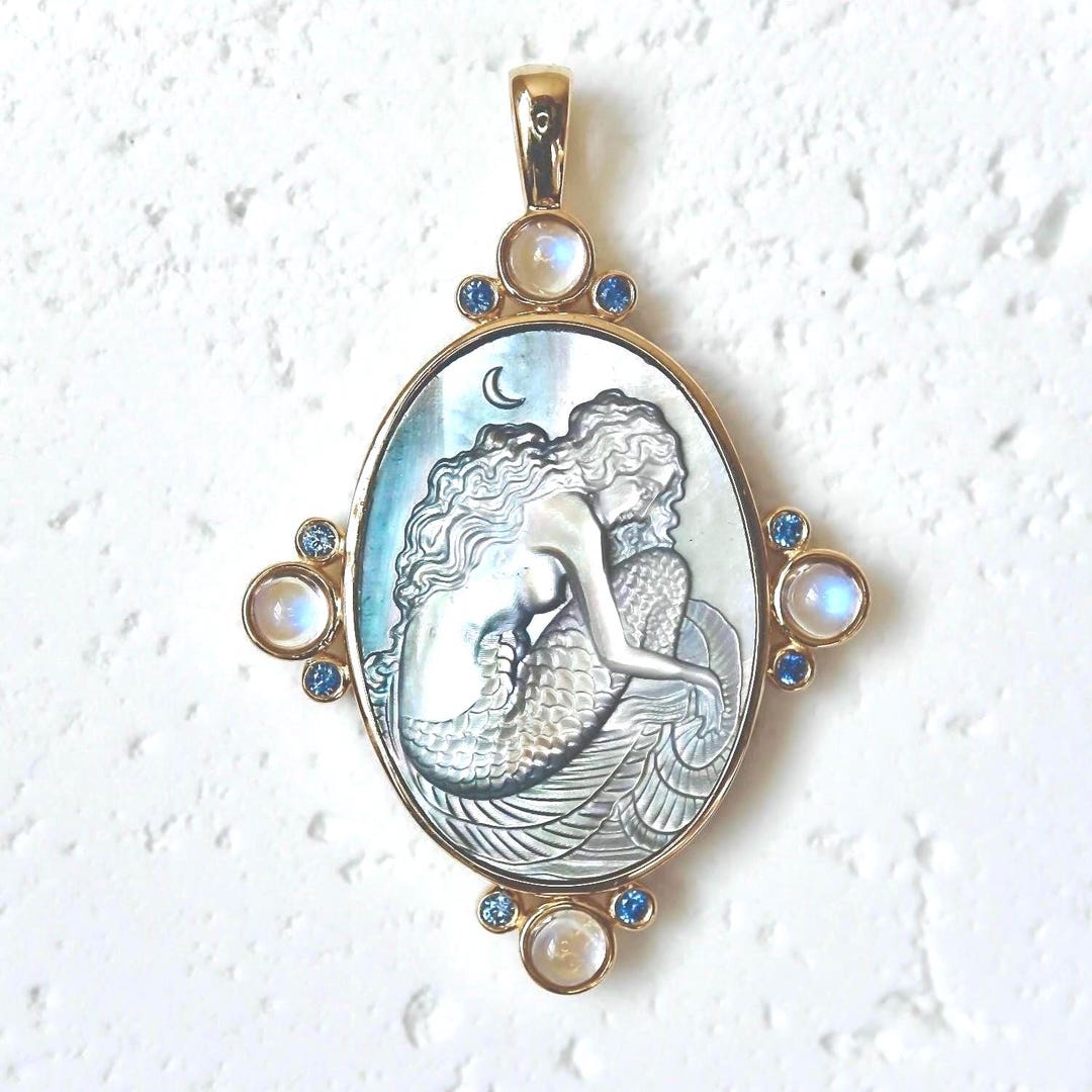 Solid 14K Gold Carved Mermaid Godness Cameo Mother of Pearl Pendant ...