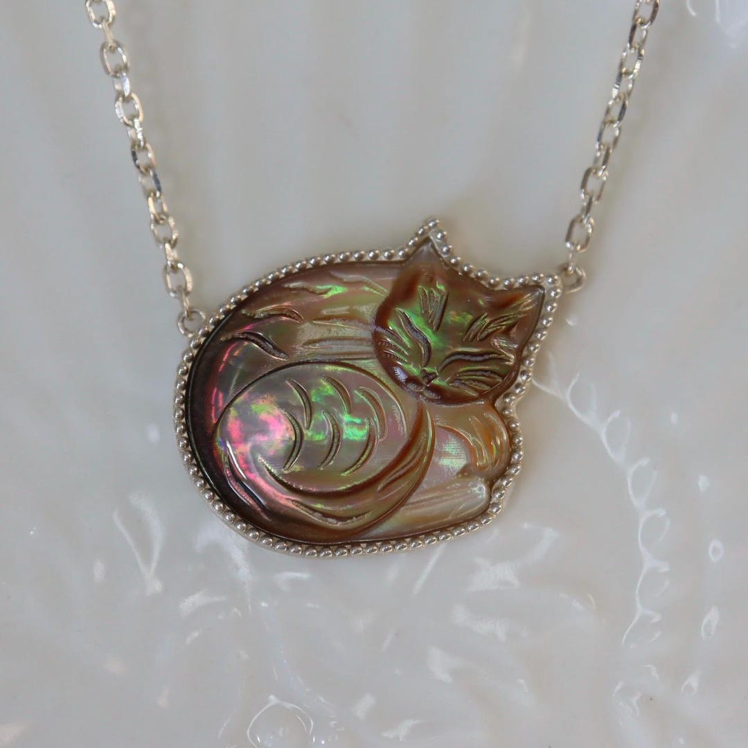 Cat Mom Gift Siamese Cat Necklace Carved Mother of Pearl Kitty Pendant ...