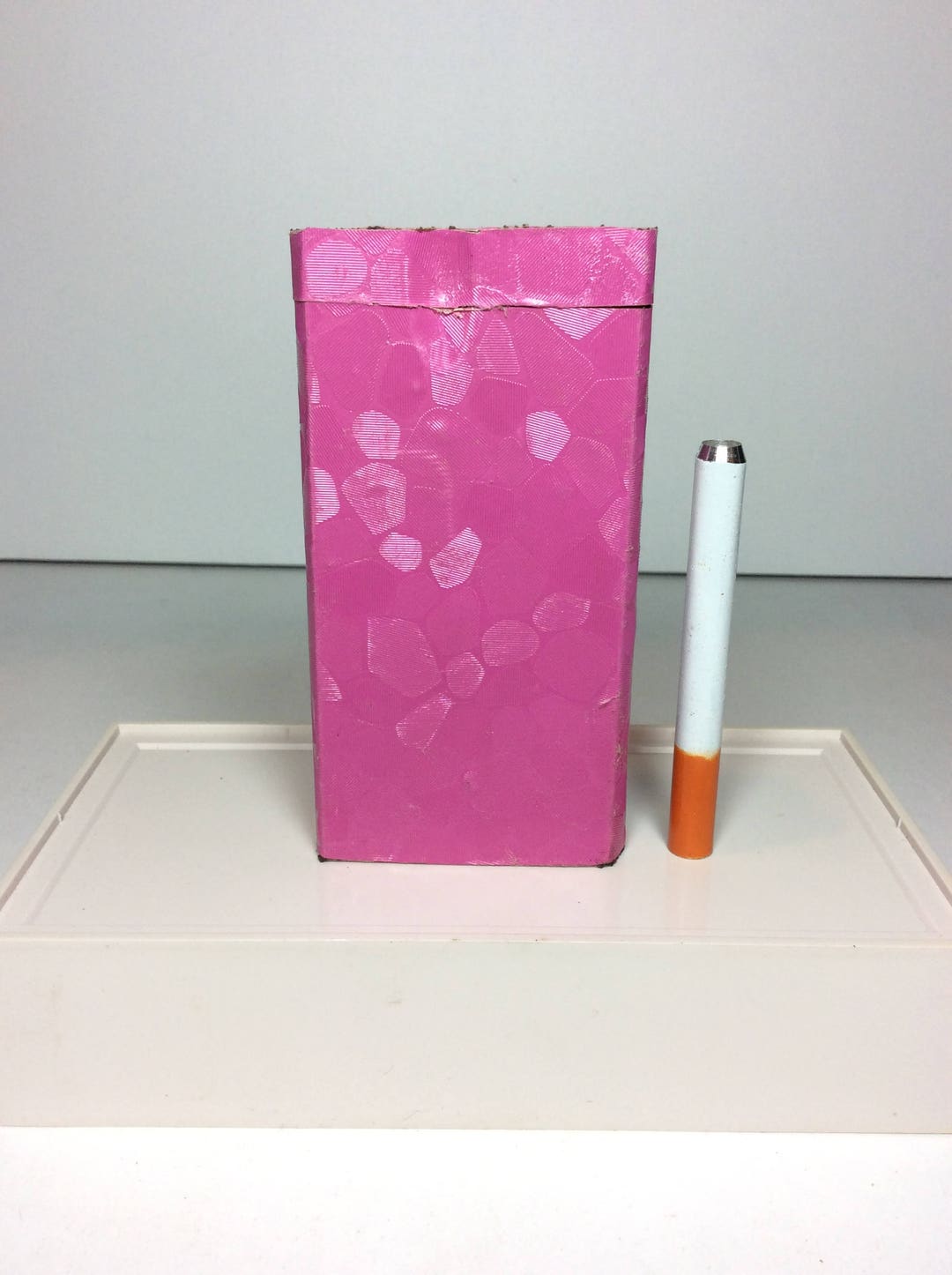 One Hitter Dugout Shiny GLOSSY HOT PINK Hologram Pattern Material ...