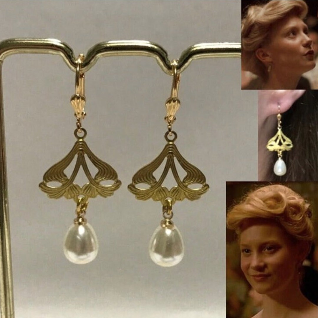Crimson Peak Edith Cushing Gothic Gold Filigree Butterfly & Pearl ...