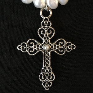 The Tudors Princess Elizabeth Renaissance Cross Real Pearl Necklace ...