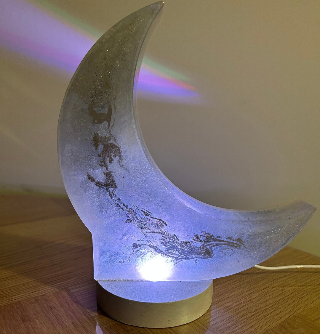 Moon Lamp Resin Epoxy Night Light Cloud Detail Colour Change Desk Lamp ...