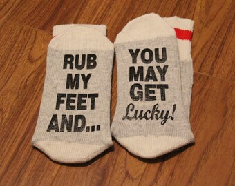 If You Can Read This ... Suck My Toes word Socks Funny - Etsy Canada