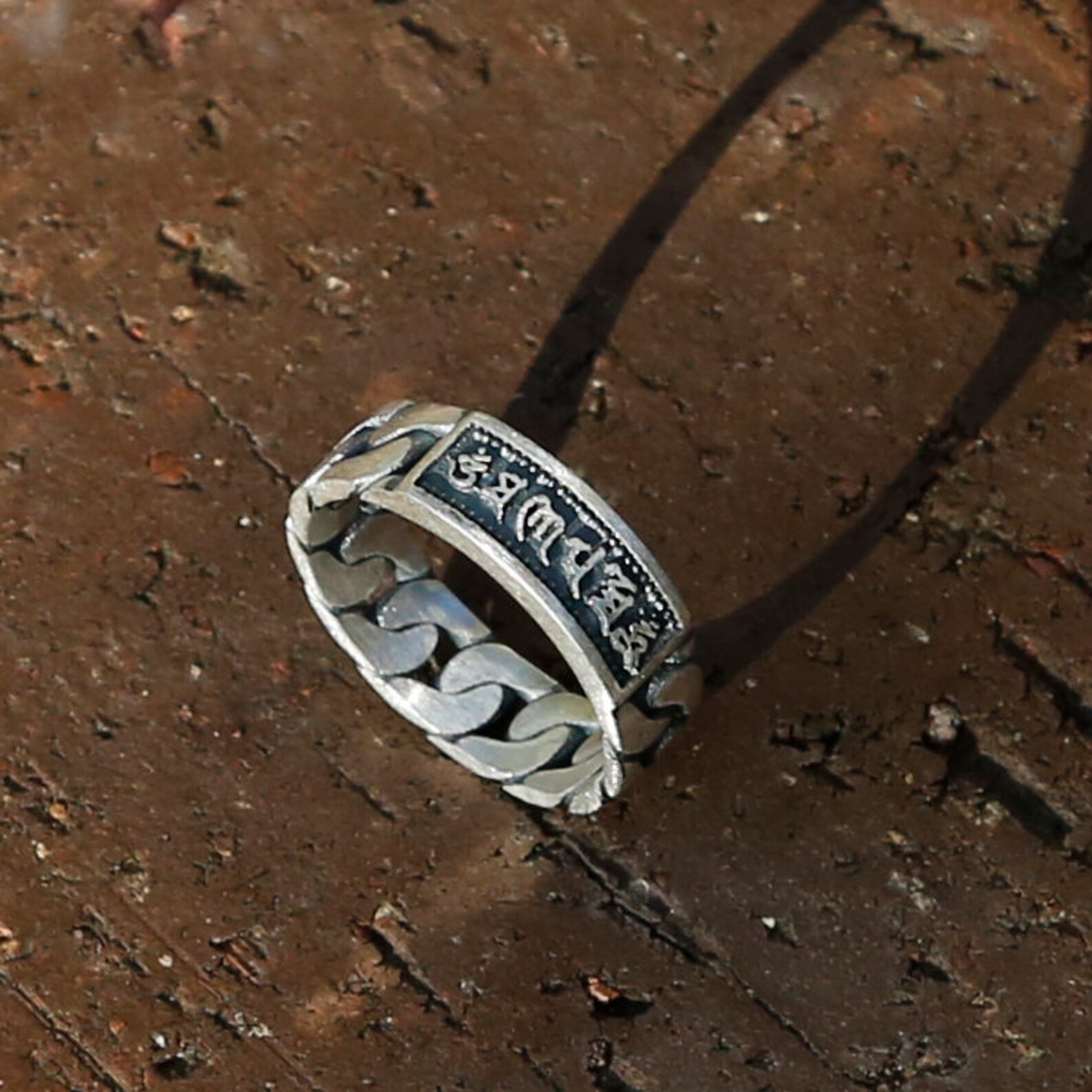 Chain-style Buddhist Prayer Om Ring, Sterling Silver Tibetan Buddhism ...