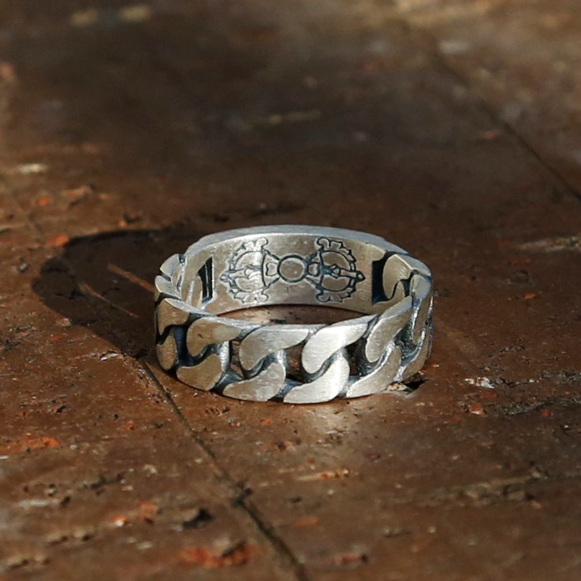 Chain-style Buddhist Prayer Om Ring, Sterling Silver Tibetan Buddhism ...