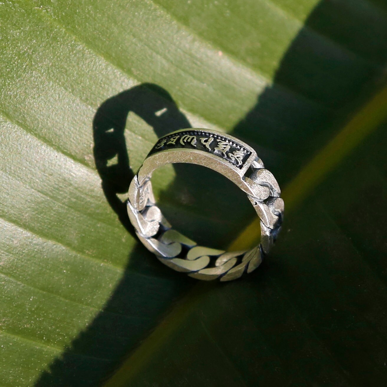 Chain-style Buddhist Prayer Om Ring, Sterling Silver Tibetan Buddhism ...