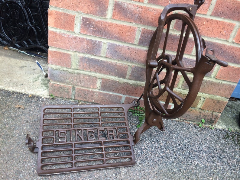 Singer Antique Treadle Sewing Machine Frame | Etsy