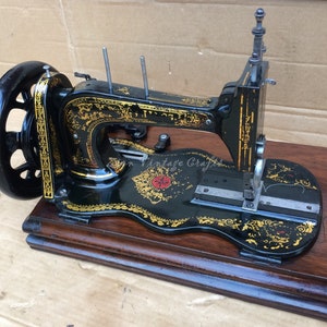Sellers Fiddle Base Hand Crank Antique Sewing Machine , Retro Sewing ...