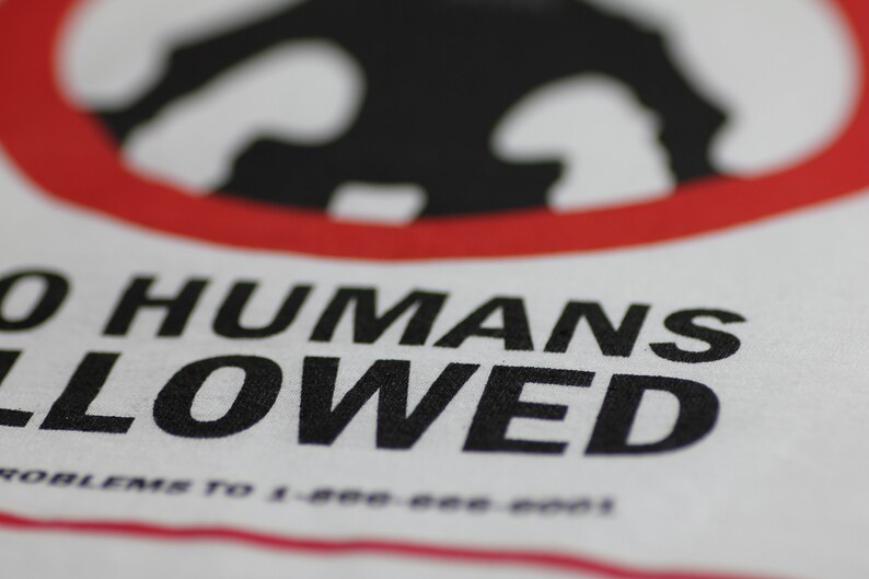 District 9 Inspired No Humans Allowed Regular Fit T-shirt - Etsy