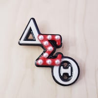 Delta Sigma Theta, Educator Lapel Pin, Therapist, Nurse, Social Worker ...
