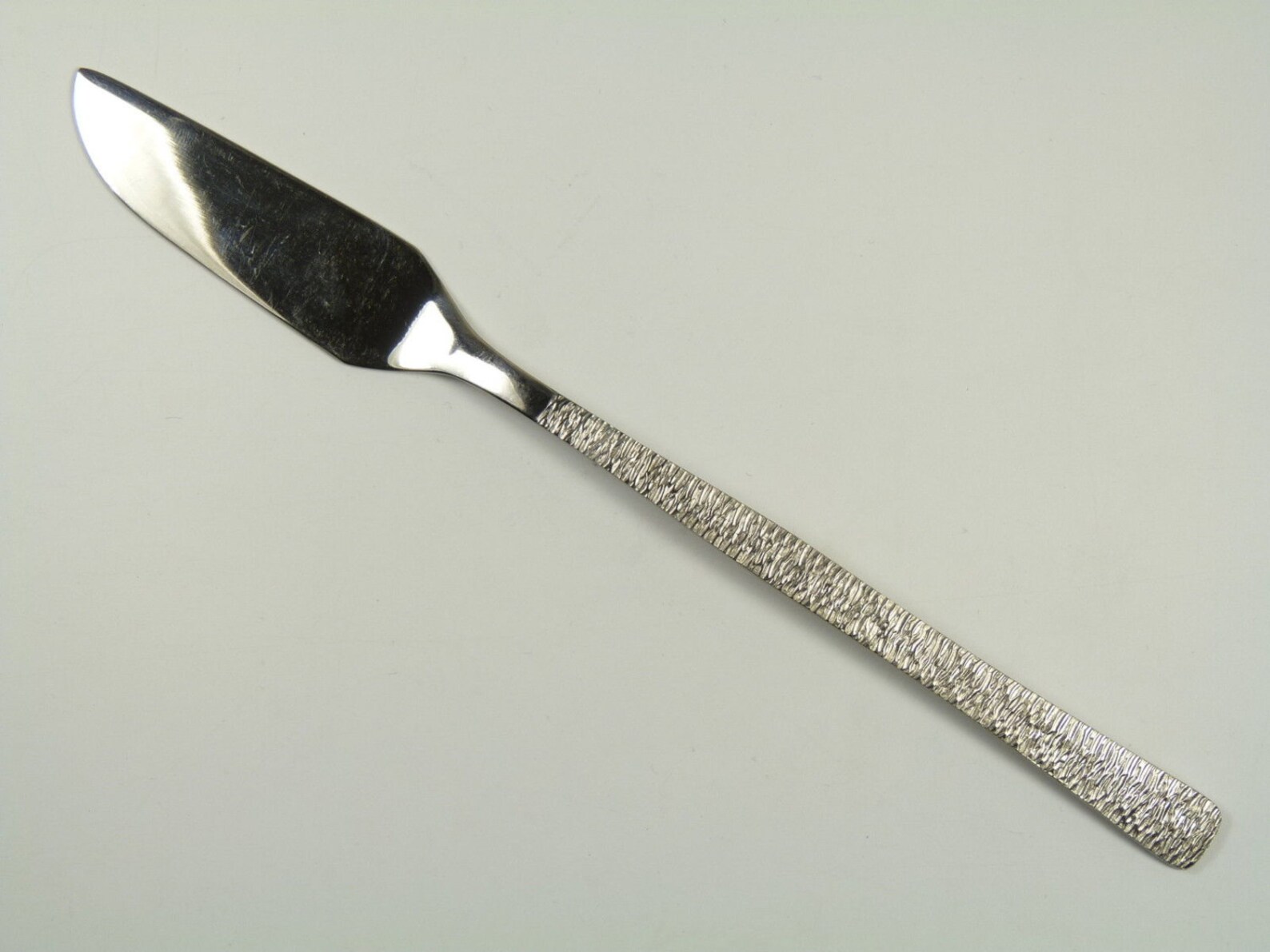 VINERS Cutlery STUDIO Pattern Fish Knife / Knives 8 - Etsy