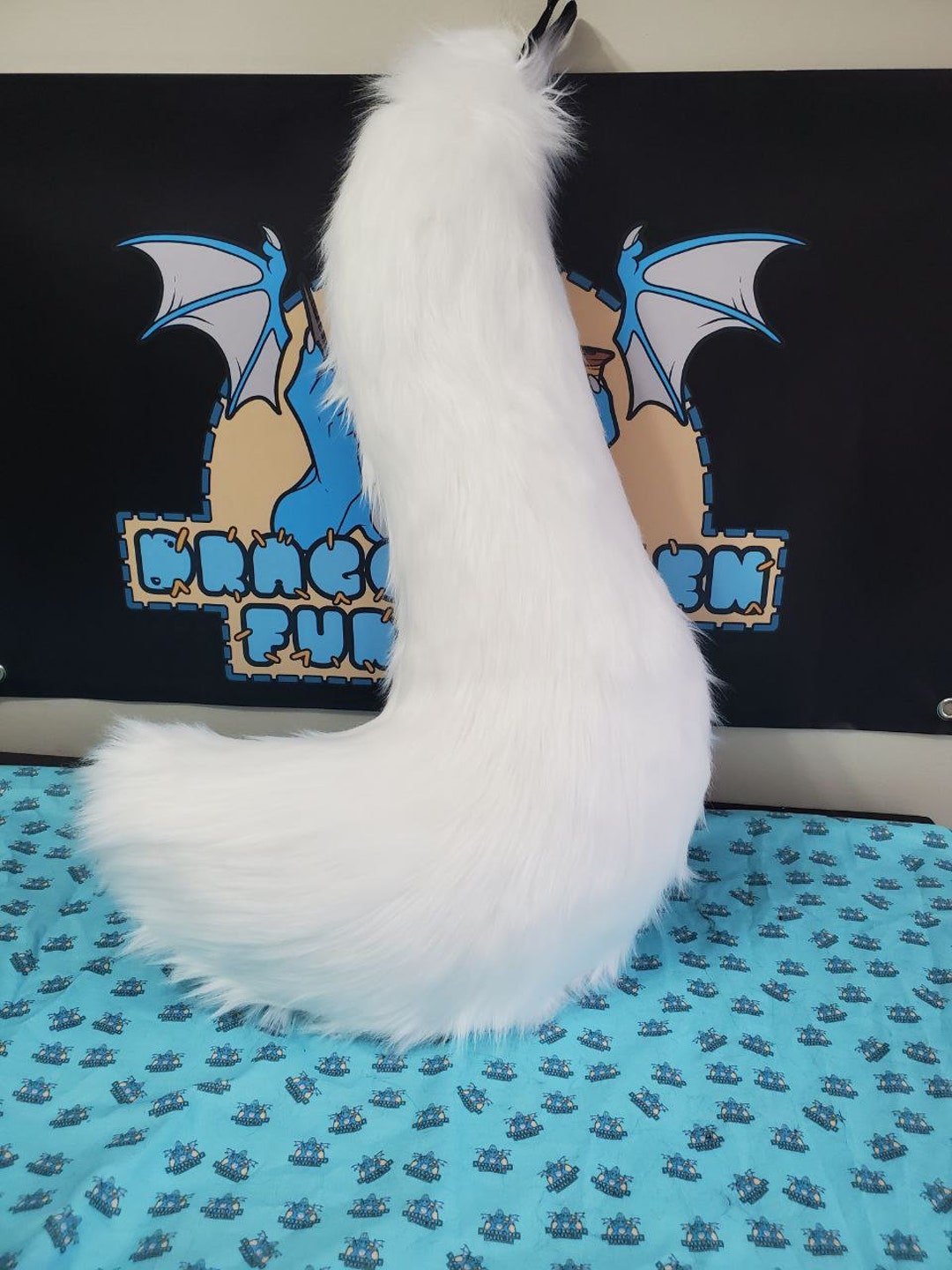 26 White Wolf Fursuit Tail FREE US SHIPPING - Etsy