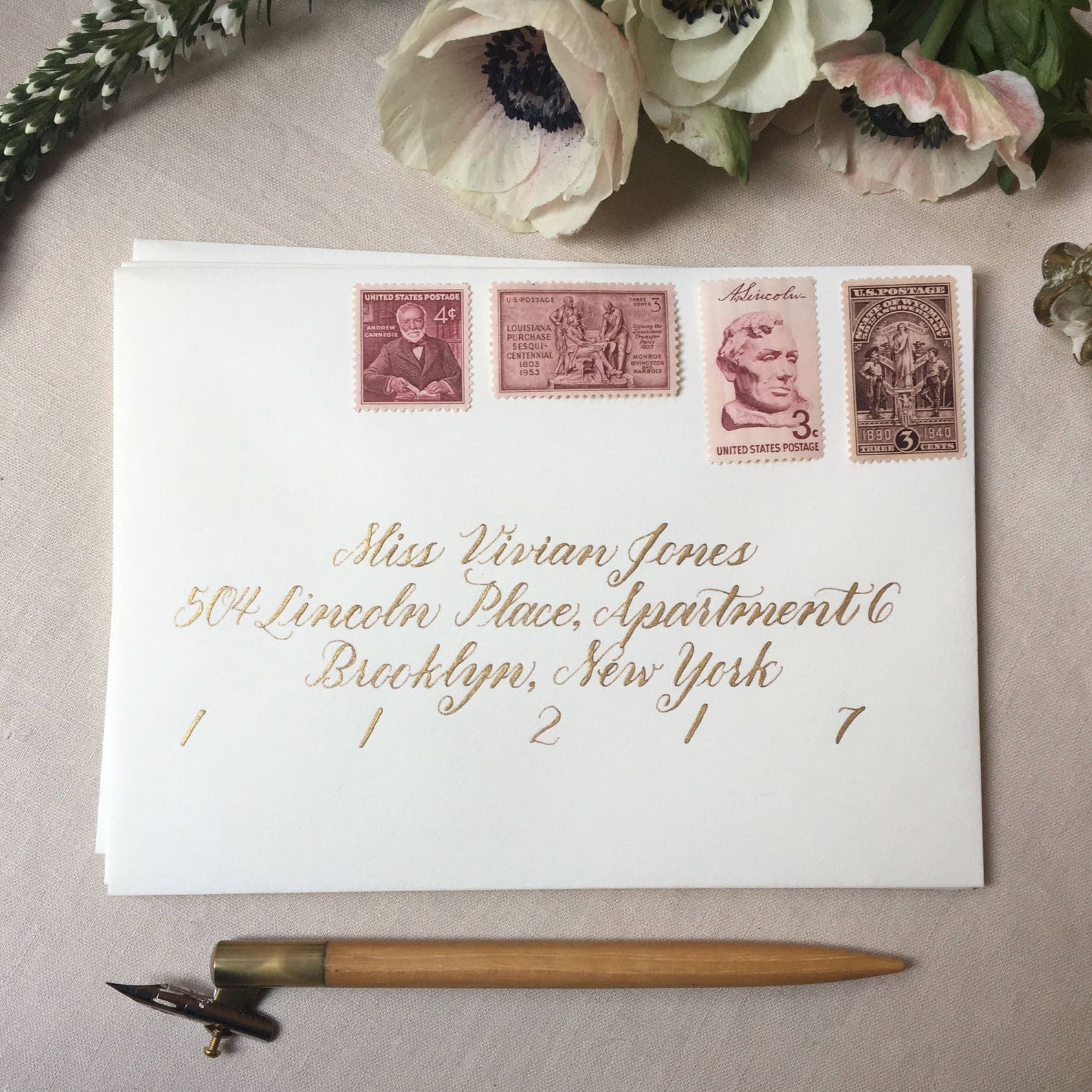 Calligraphy Envelope Addressing VIVIAN STYLE // Modern - Etsy Nederland